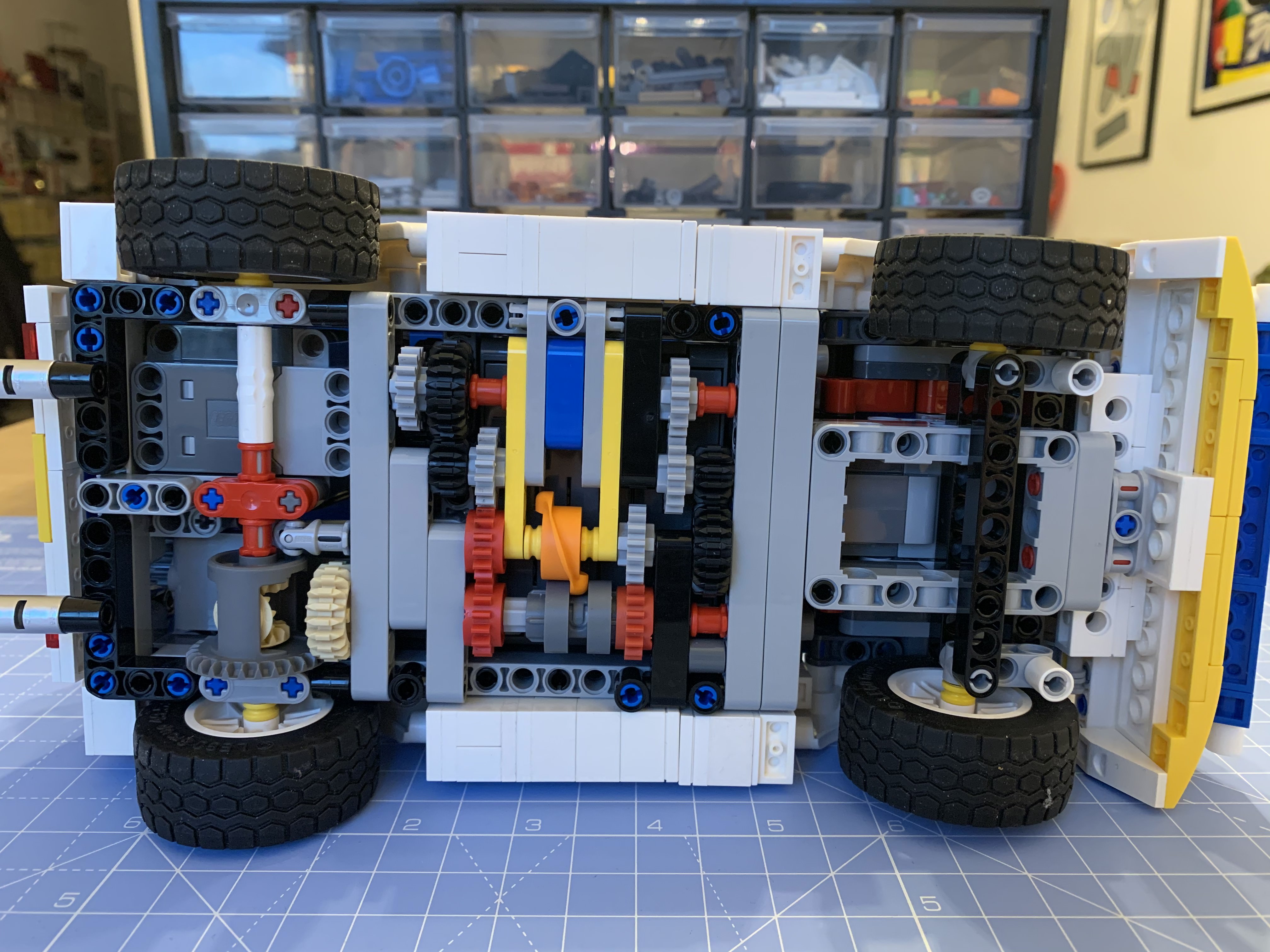 LEGO MOC MG Metro 6R4 Computervision by maestroosram | Rebrickable ...